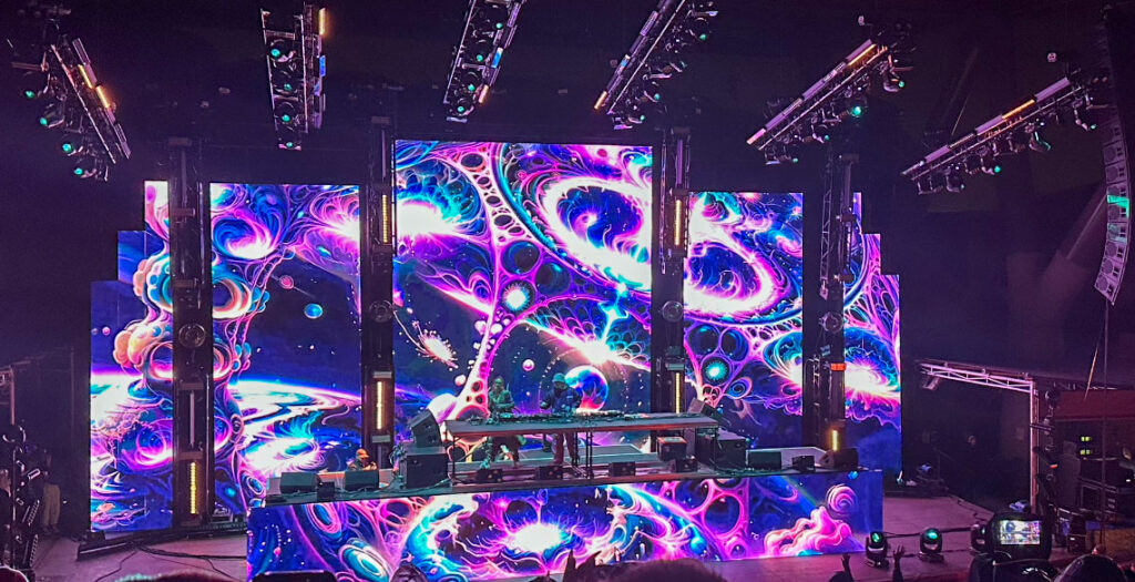 AI-Driven Visuals: DJ/VJ Clips, Music Videos & Projection Mapping